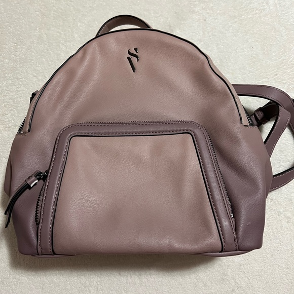 Vera Wang | Bags | Vera Wang Backpack Purse | Poshmark